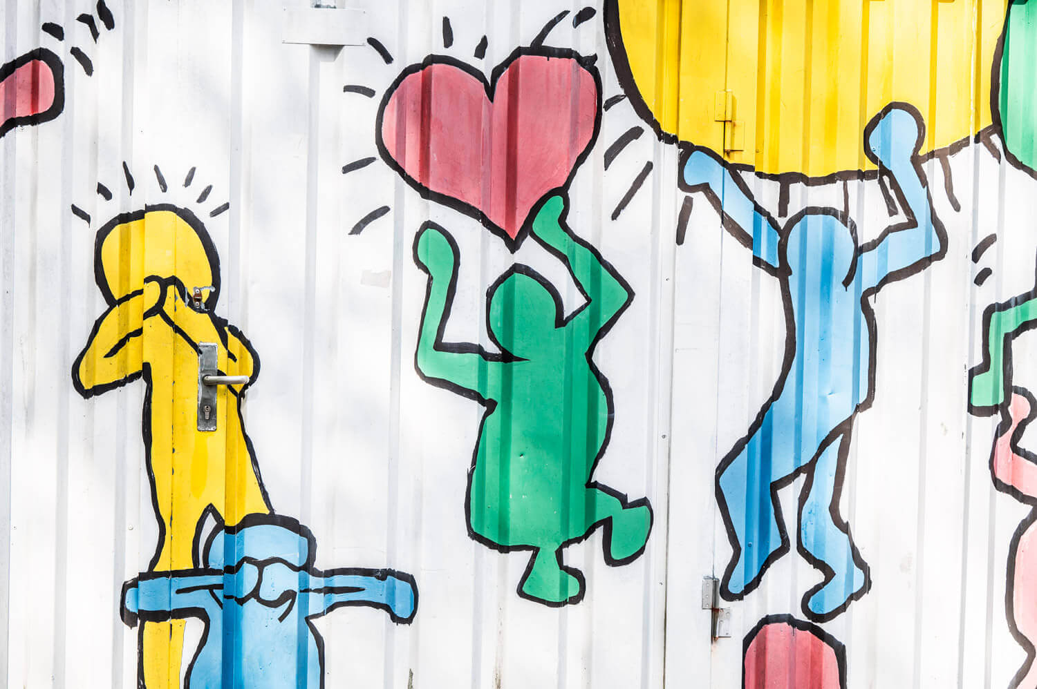 Primary & Secondary British International School In Zurich - ISZN